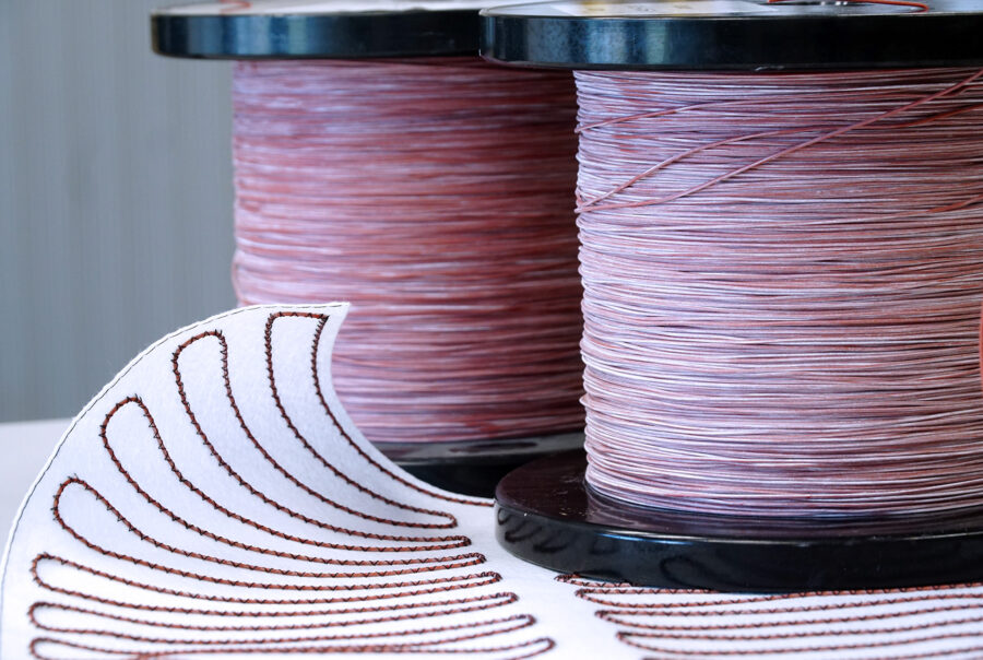Textile vs. Silikon-Heizmatten | Vergleich für Industrie & OEM